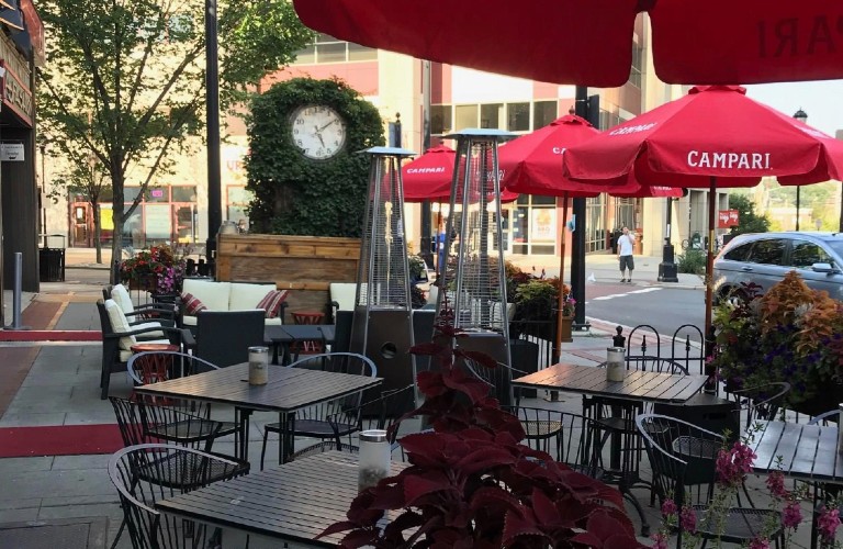 Stage Left Steak in New Brunswick celebrates 30 years of success | ROI-NJ